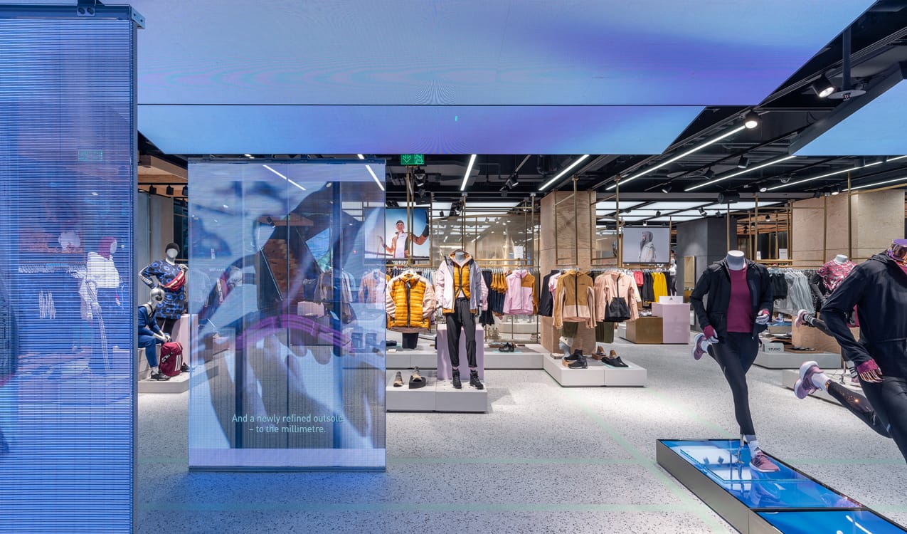 adidas erneuert Berlin - display Magazin