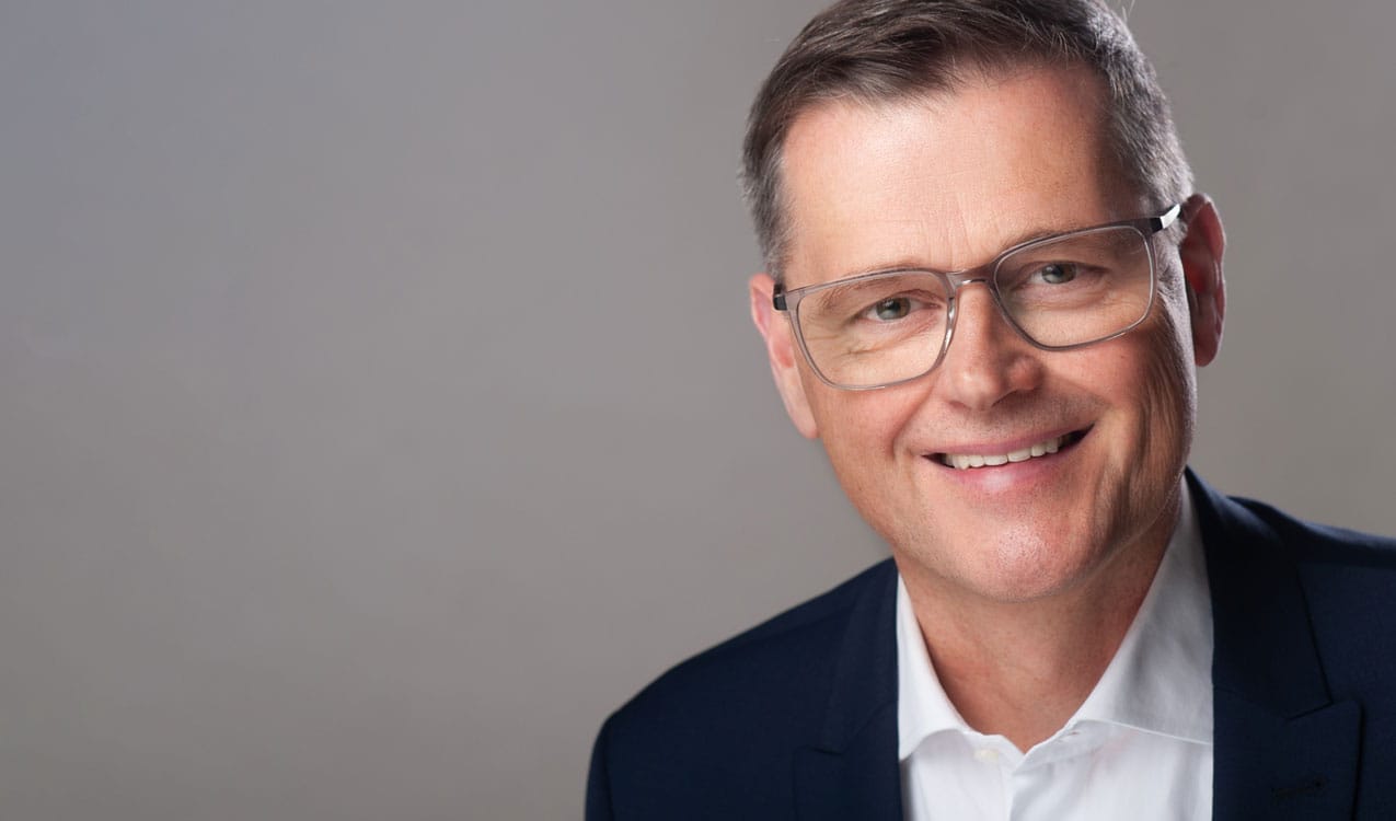 Merz: Neuer Sales Director Deutschland - display Magazin