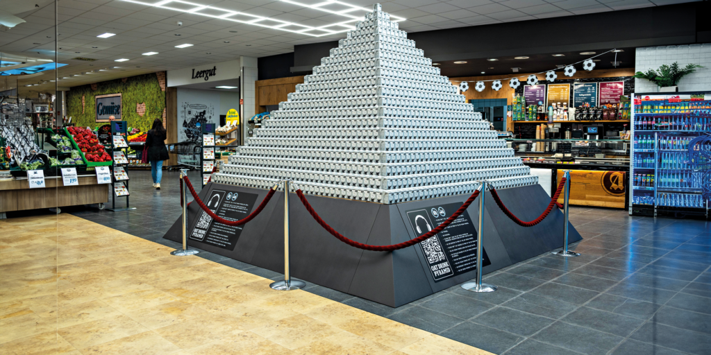 Mega-Display am POS - display Magazin