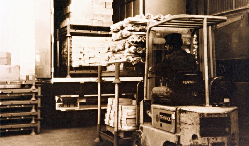 Chep feiert Jubiläum: Das blaue Wunder - display Magazin